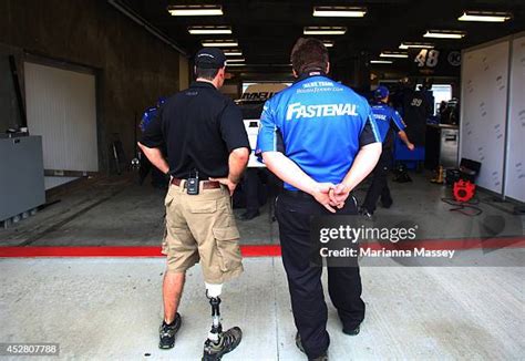 Beret John Wayne Walding Photos And Premium High Res Pictures Getty Images
