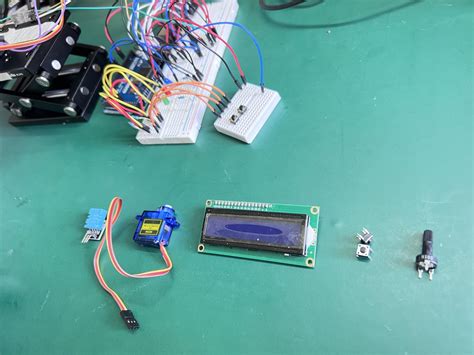 Smart Solar Tracker Arduino Solar Panel System 6 Steps Instructables