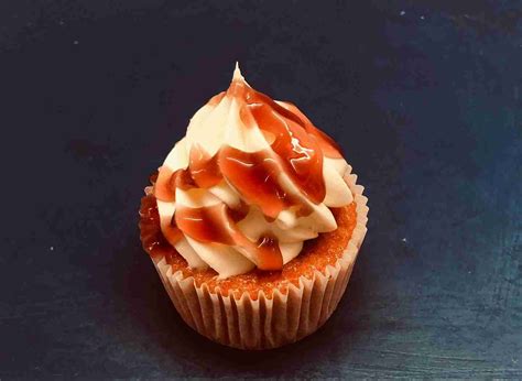 Boozie Bakes In The Field