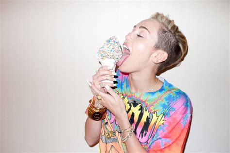 Miley Cyrus Poses Strips And Twerks For Terry Richardson Razorfine