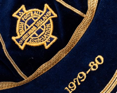 Pat Jennings Northern Ireland V England Republic Of Ireland Israel Cap 1979 80 Budds