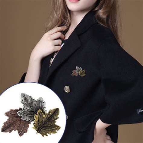 Badu Bg Винтидж брошка от кленов лист за жени Очарователна брошка Женска яка Ревер Метална игла