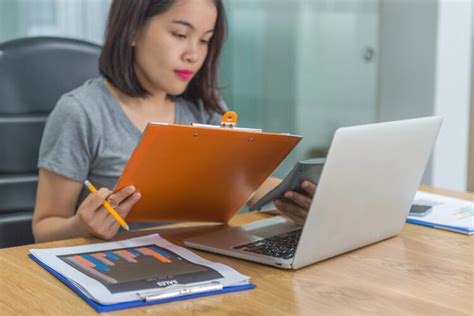 How To Use Data Visualization In Fundraising Reports