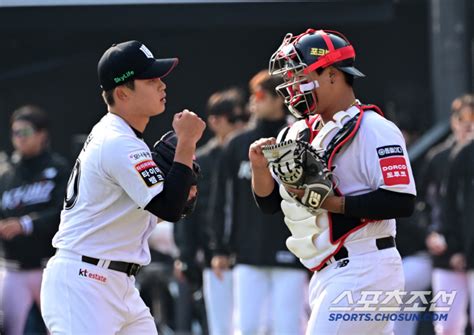 [포토] Kt 박영현 강백호 완벽한 세이브