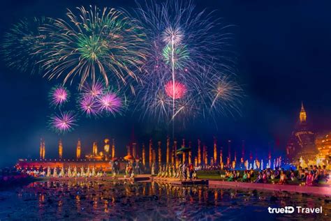 ลอยกระทง 2566 สุโขทัย ประวัติ ประเพณีเผาเทียนเล่นไฟ เที่ยวงานลอยกระทง เมืองมรดกโลก