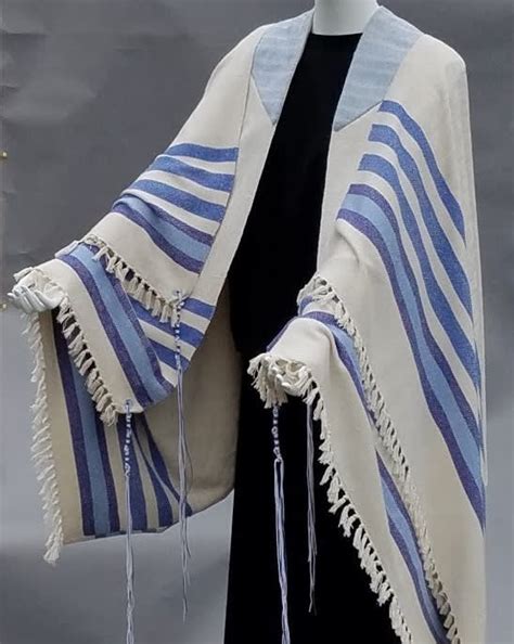 Types Of Prayer Shawls At Nancy Herrick Blog