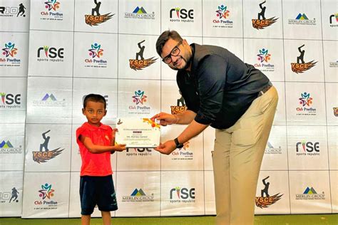 merlin group and yuvraj singh centre of excellence gave scholarship to