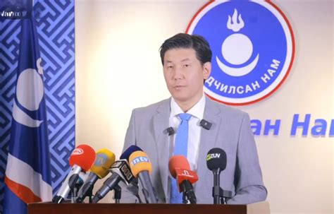 Б Баттөмөр Ардчилсан нам стратегийн Засгийн газар байгуулна