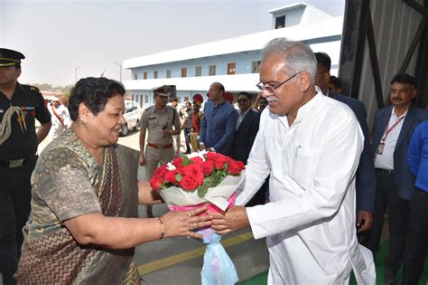 Governor Of Cg राज्यपाल अनुसुईया उइके को दी गई भावभीनी विदाई