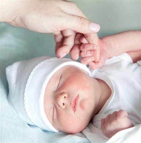 عکس پروفایل انتظار نوزاد عکس نوشته مخصوص انتظار به دنیا آمدن نی نی