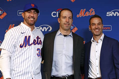 New York Mets Fans Respond To Gm Billy Epplers Optimism In Team