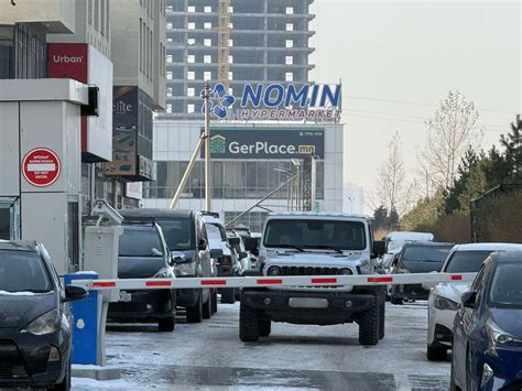 Б Загдсамбар СӨХ газрын зөвшөөрөлгүйгээр нийтийн эзэмшлийн зам талбайг