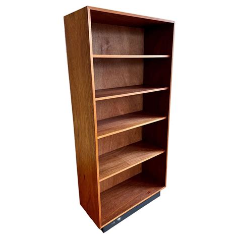 Walnut Bookcase With Molding At Mariam Oberg Blog