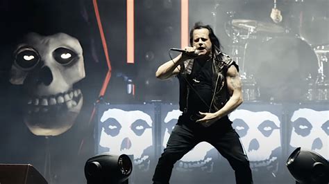 Misfits Band History Misfits Dead Alive Album Review