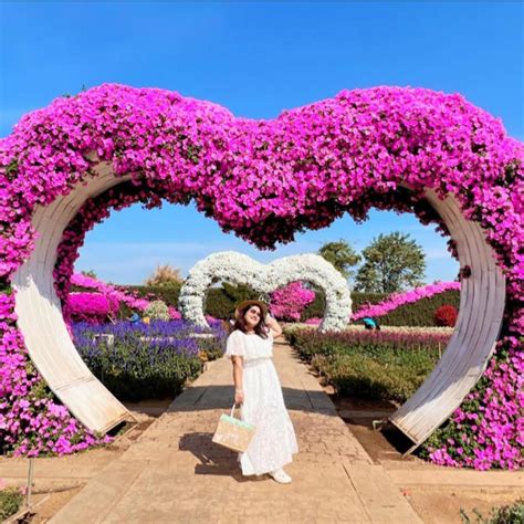 Youngaim แจกวอลเปเปอร์ มือถือ คอม ไอแพด เดือนมีนาคมค่ะ 🍒🍲 [ป ล ดาวน์โหลดภาพขนาดเต็มได้ใต้