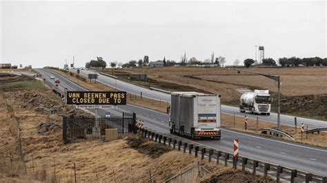 Tragedy On N3 Toll Highway Van Reenens Pass Reopens After Fatal Multi Vehicle Crash Gautengnews