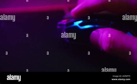 Wireless Mouse Button Vector Stock Videos And Footage Hd And 4k Video