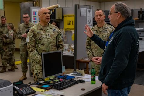 Spoc Gen Miller Visits Cavalier Guardians Space Operations Command