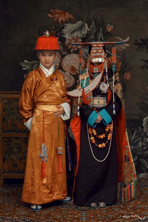 Majestic Attire And Significance Of Tibetan Traditional Clothing