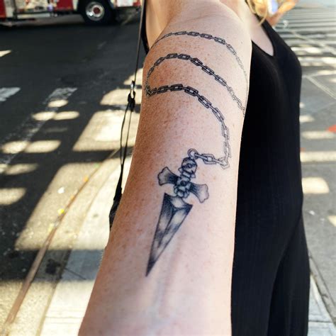 The Meaning And Style Of Kurapika Chain Tattoo Design
