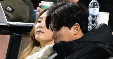 류현진 아내 배지현 아나운서와 함께 Ks 관람 [사진]