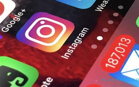 Leaked Instagram Feature Lets Users Share Other Users Photos