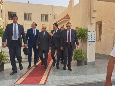 مصر تتوسع في مكاتب توثيق زواج الأجانب