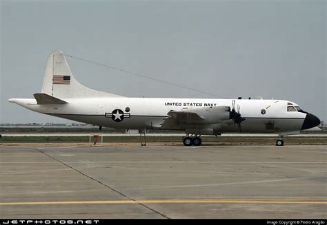 File:Lockheed VP-3A Orion, United States - US Navy (USN) JP6016497.jpg ...