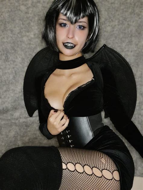 Hex Girls Give The Best Fan Service Rvampireporn