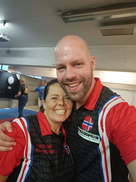 Norske Cor Dekker Klar For Vm I Dart