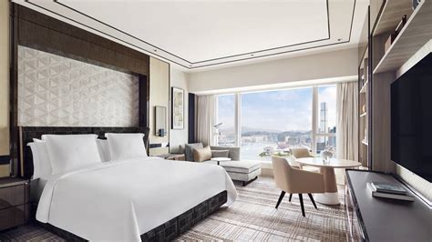 Hong Kong Harbour Hotel Rooms And Suites Luxury Four Seasons