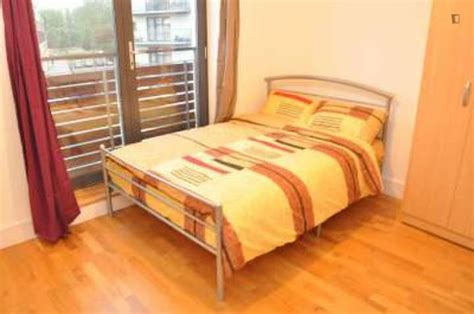 Room In A 3 Bedroom Apartment Copenhagen Pl London E14 7ff Flat 1