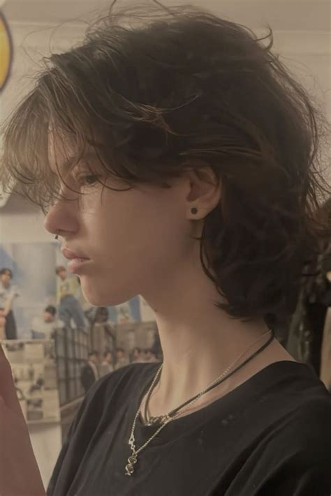 Pin Su Hair