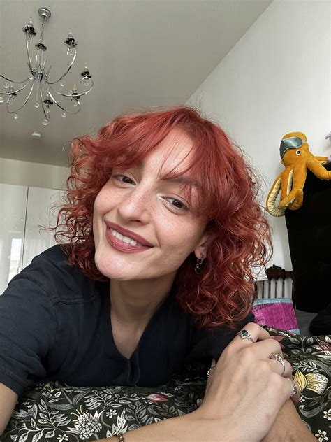 Messy Hair No Makeup And A Smile R Freckledgirls