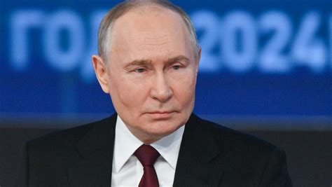 Путин поздравил граждан России с Рождеством Новости Mail