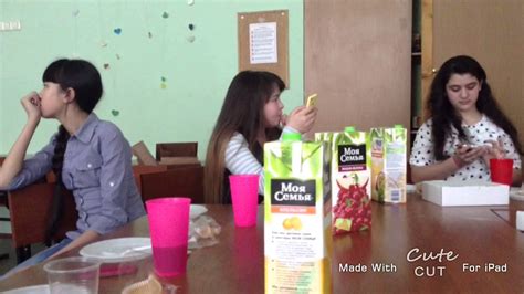 Девочка сосёт палец как младенец А ведь ей 12 Youtube