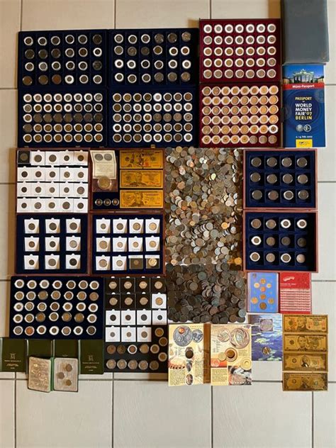 Monde Lot De 5 Kgs De Monnaie500 Monnaies En Capsules Or Et Argent Et