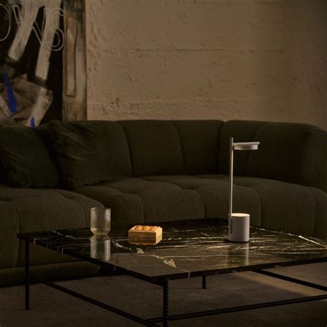 Igram Bærbar Bordlampe I Grå Grupa Products