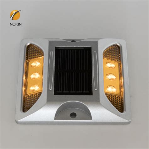 Retro Reflective Raised Pavement Markers On Discount Nokin Solar Cat Eyes