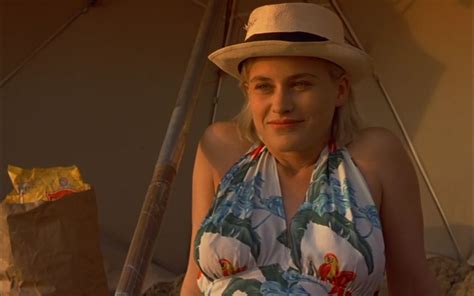 Patricia Arquette In True Romance 1993 Romance Movies True Romance Gangster Movies