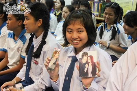 นักเขียนหน้าใส On Tour รร พระแม่สกลสงเคราะห์