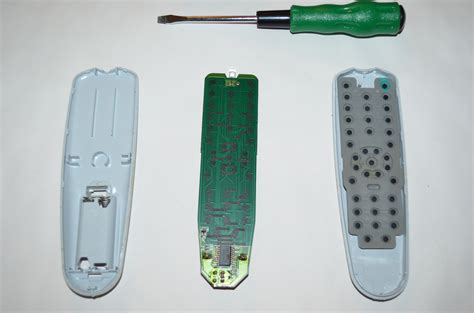 Making An IR Remote Control For A Nikon Camera Allyn H