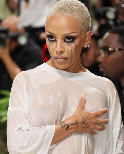 Whats It Giving Doja Cat Wore A Wet Look To The 2024 Met Gala Its Hair Gel Emily