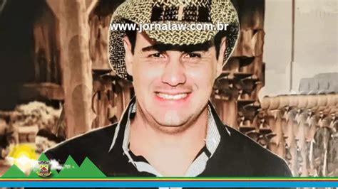 Quem é O Cantor Sertanejo Que Morreu Prensado Por ônibus Em Acidente