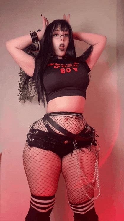 Shaking Gothic Girl  By Badmonopolo On Deviantart