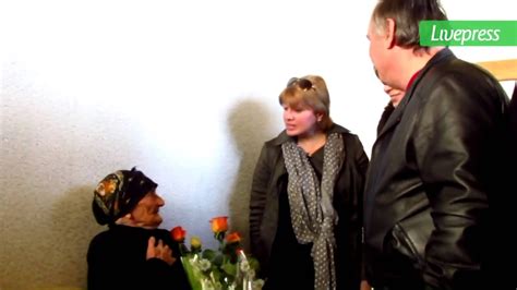 უხუცეს დევნილ ქალებს 8 მარტი მიულოცეს Youtube