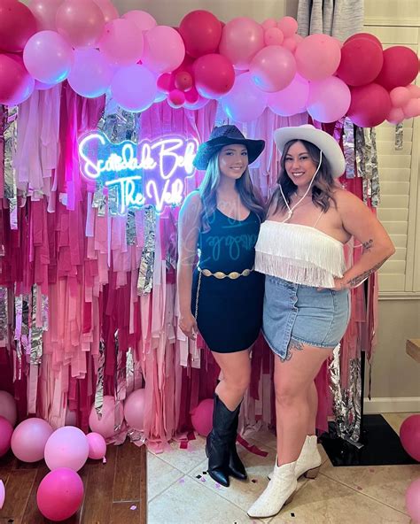 Hailie Jade Poolside Blacksportsonline