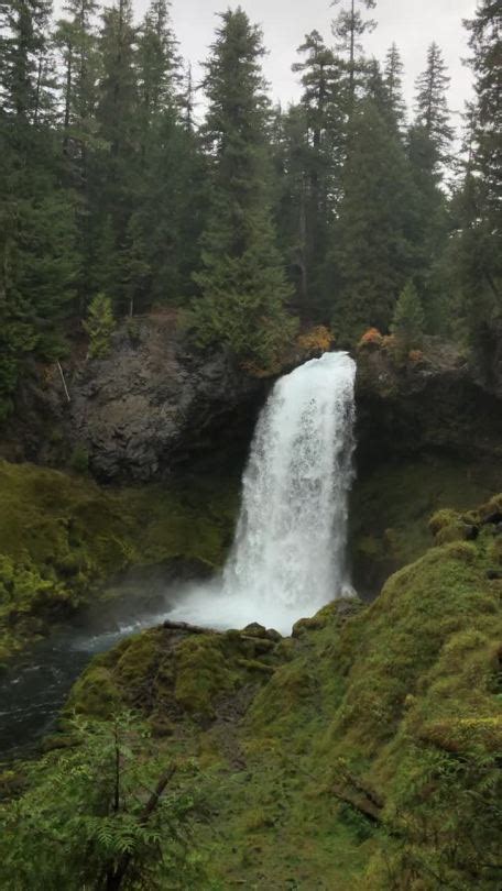 Waterfalls In The Rain Tumbex