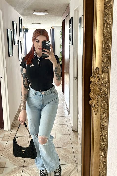 Mariana🎃bad Redhead On Twitter Ese Día Andábamos Con El Outfit Top😮‍💨 🖤