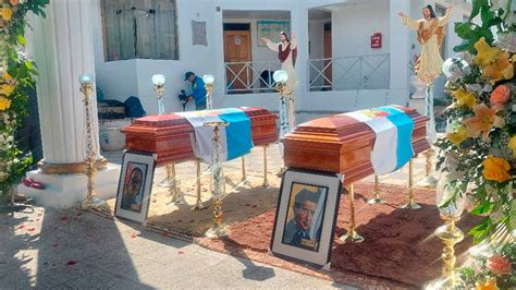 Puno Rinden Homenaje A Theodoro Y Edgar Válcarcel En Emotiva Ceremonia